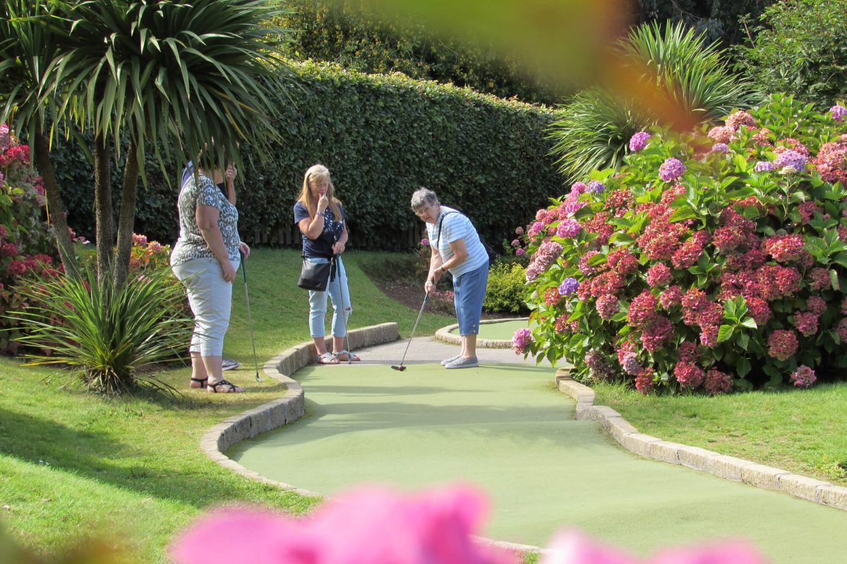 Family friendly, 18 hole Mini Golf | Trenance Crazy Golf